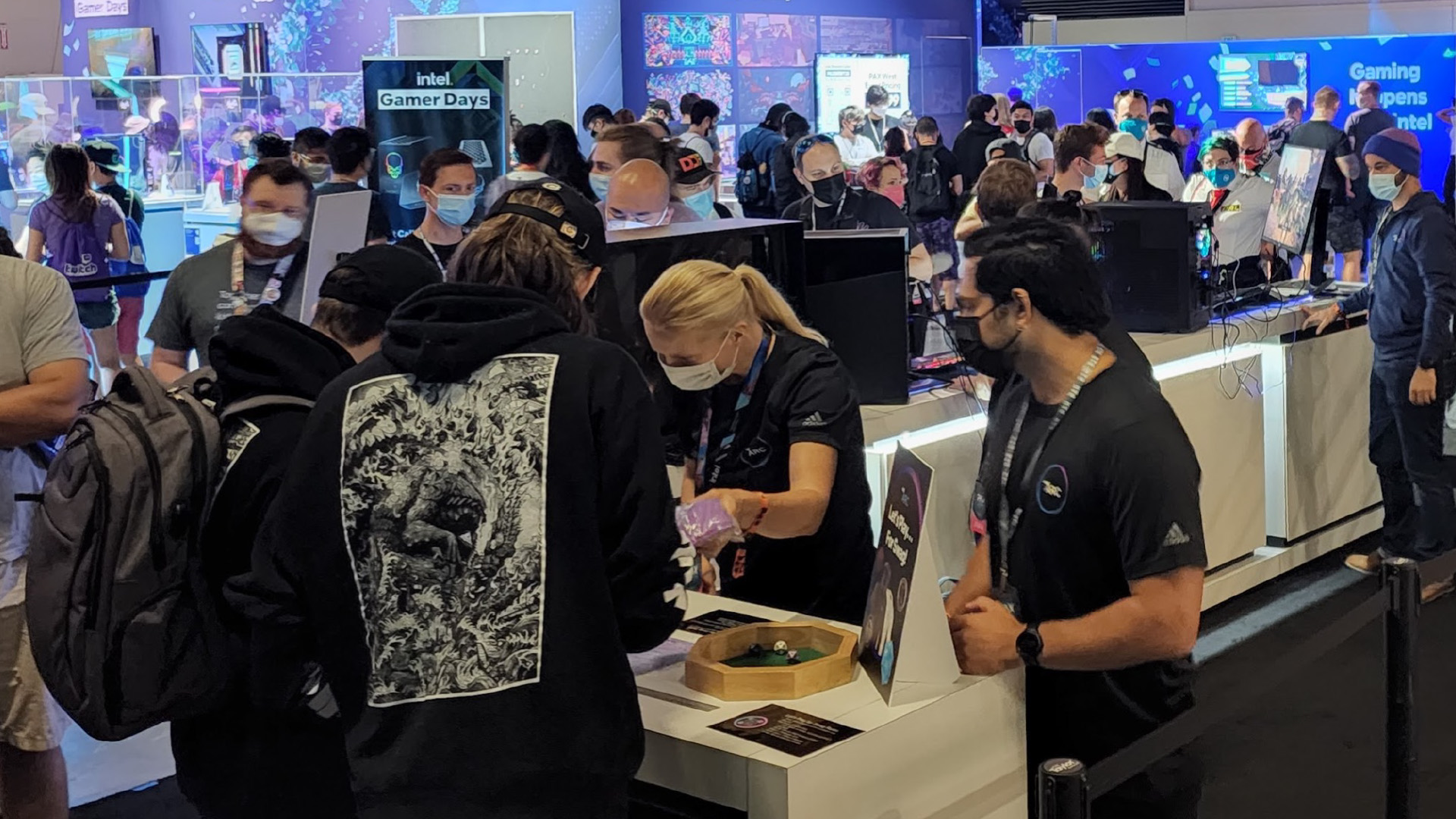 Intel® Arc™ Graphics Gaming Truck Hits the Road – Intel Gaming Access