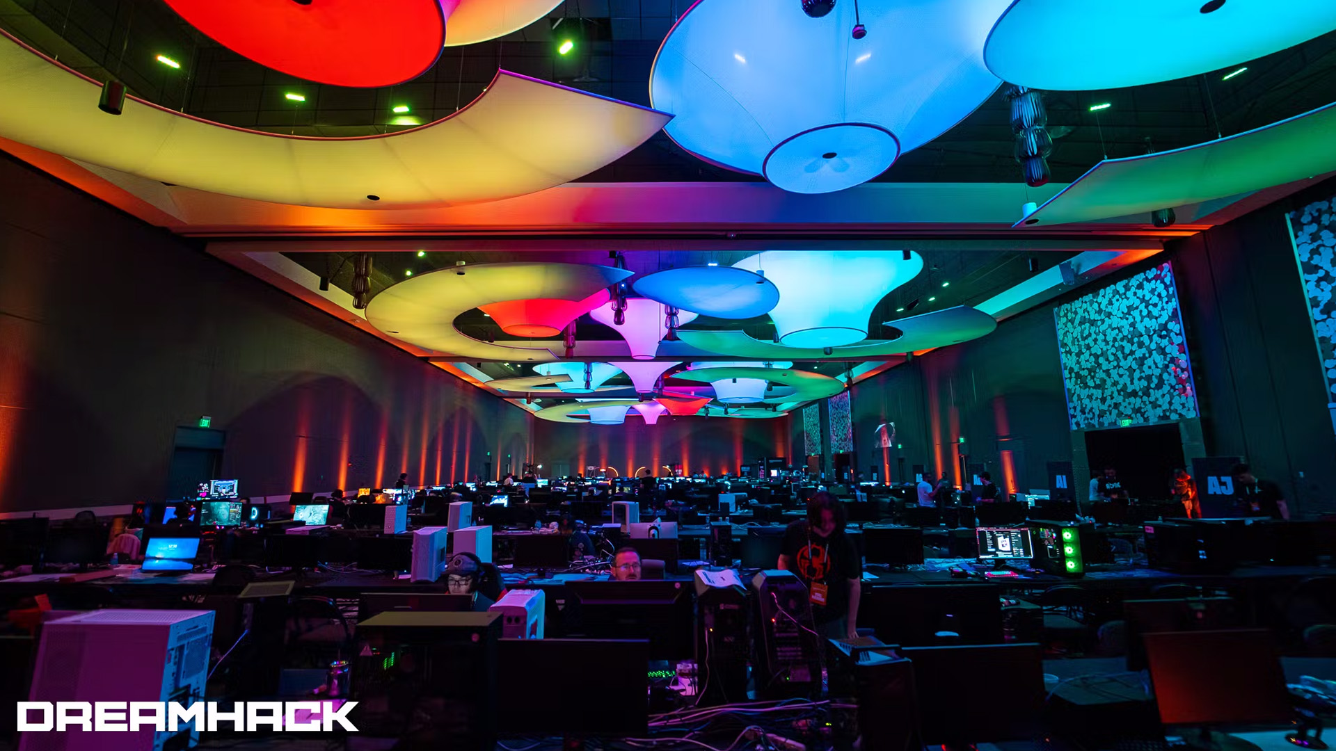 A Gaming Milestone: IEM Dallas Marks 100th Tournament – Intel Gaming Access